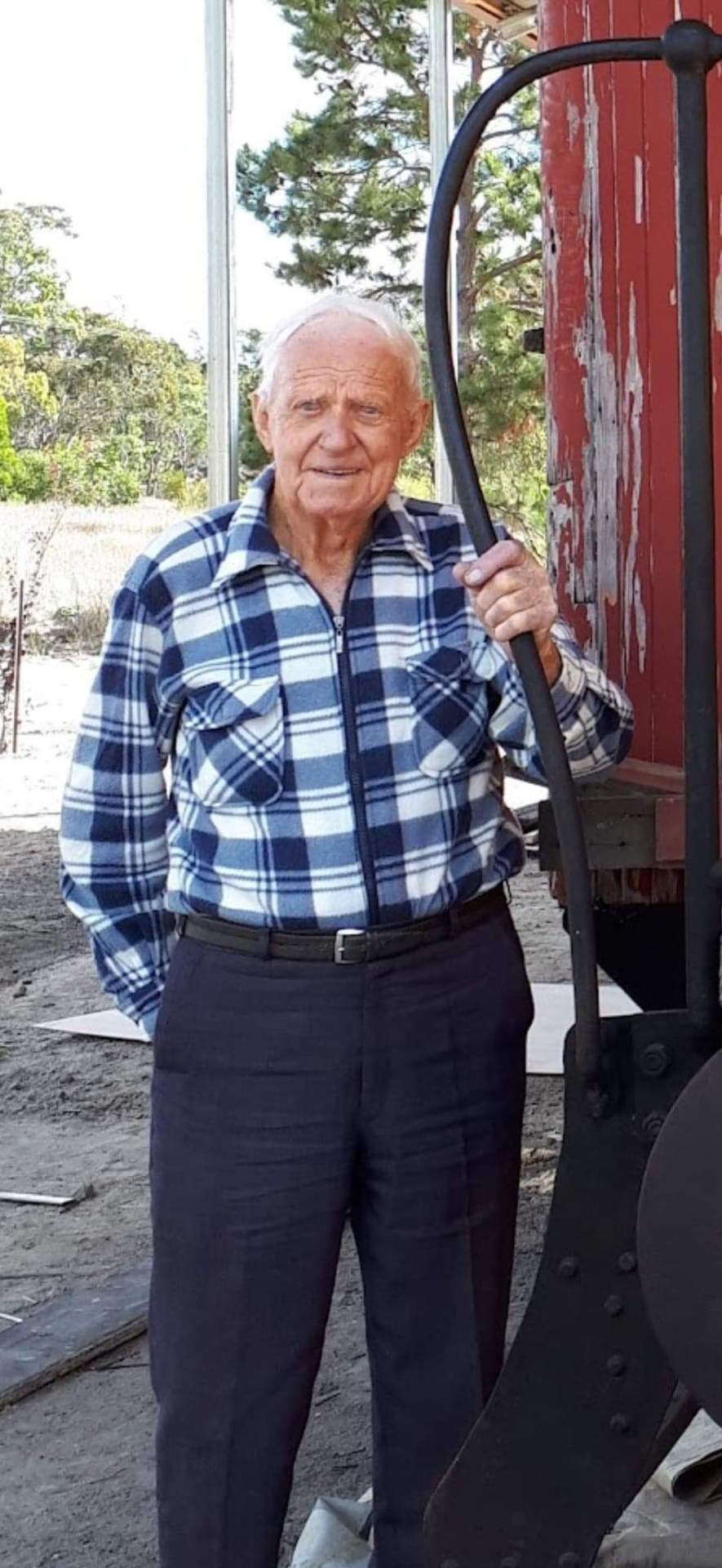 Paskins, Sidney George – Carnarvon Funeral Services